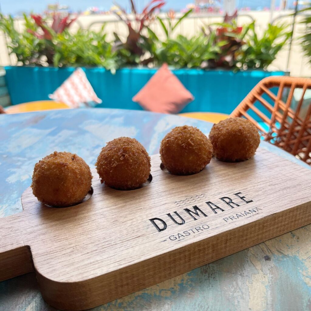 Sextou com happy hour no quiosque Dumare - Orla Rio